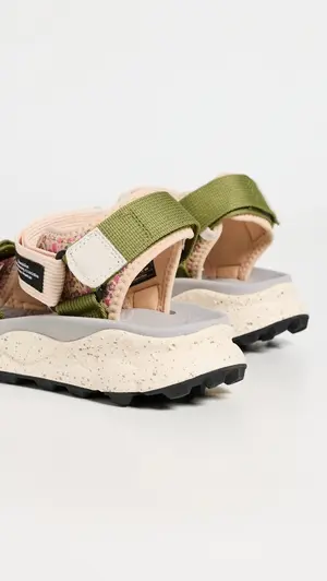 FLOWER MOUNTAIN Nazca 2 Sandals - Taupe