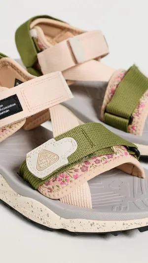 FLOWER MOUNTAIN Nazca 2 Sandals - Taupe