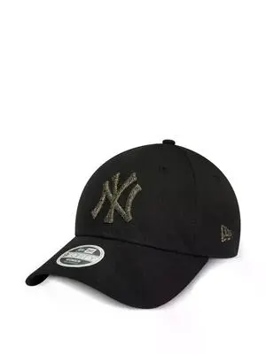 New Era Embroidered Logo Cap - Black
