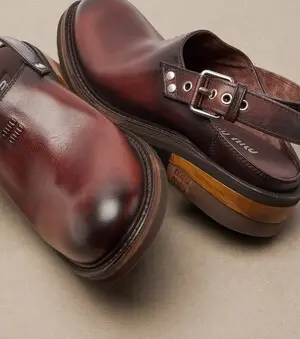 Miu Miu Leather Clogs With Buckle Fastening - Brown