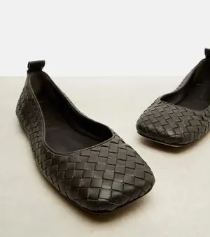 Bottega Veneta Charlotte Intrecciato Leather Ballet Flats