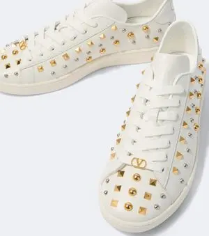 Valentino Garavani Royco Studded Leather Sneakers - White