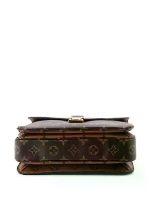 LOUIS VUITTON Pochette Metis Reverse Monogram Canvas - Brown