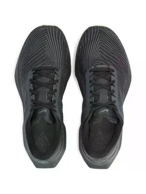 Nike Ultrafly Trail Sneakers