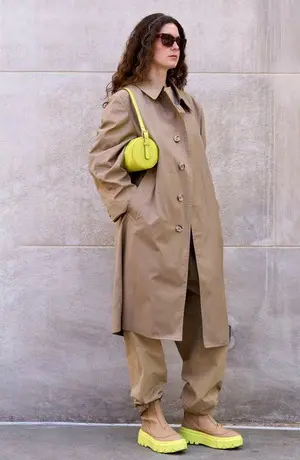 TUSK Amoli Barrel Bag - Lime