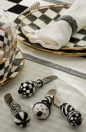 MACKENZIE-CHILDS Set Of 4 Courtly Check Party Spreaders