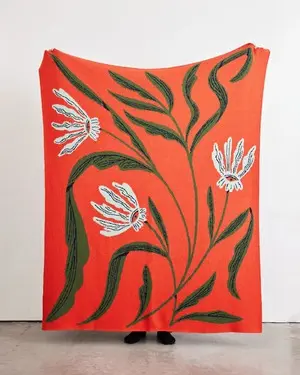 BIQUETTE Flora Vision Knit Throw Blanket - Geranium
