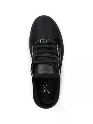 GIUSEPPE ZANOTTI Zip-detail Low Top Sneakers - Black