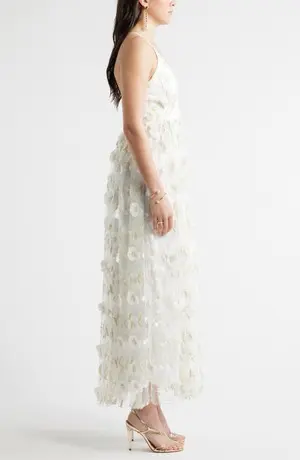 Chelsea28 3-d Metallic Floral Gown
