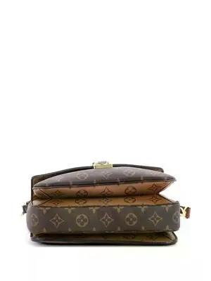 LOUIS VUITTON Pochette Metis Reverse Monogram Canvas Crossbody Bag - Brown