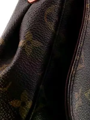 LOUIS VUITTON Favorite Handbag Monogram Canvas Mm - Brown