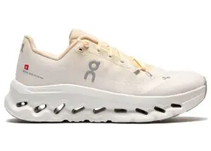 On Cloudtilt Running Shoes - Blonde/dew