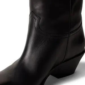 Ralph Lauren Jaelynne 45 Mm Burnished Tall Boot - Black
