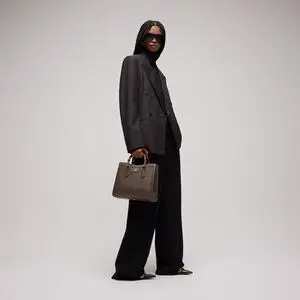 Gucci Diana Medium Tote Bag