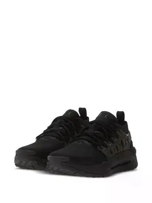 Under Armour Phantom X Sneakers