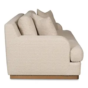 VANGUARD FURNITURE Quinn Fabric Sofa