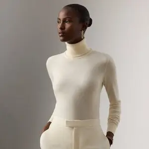 Ralph Lauren Cashmere Turtleneck Sweater - Lux Cream