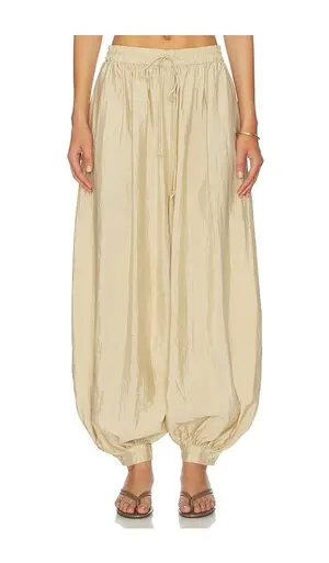 Women's Khaki Pants