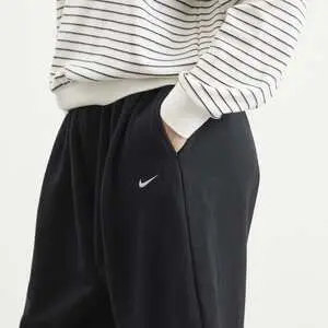 Nike Fleece Bermuda Shorts