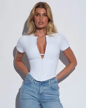TA3 Mega Sculpting Zip-front Short Sleeve Top