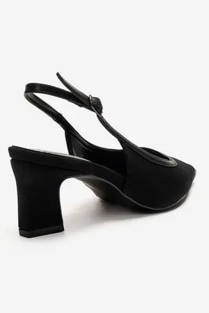 PROLOGUE SHOES Hilda Block Heel Pump - Black