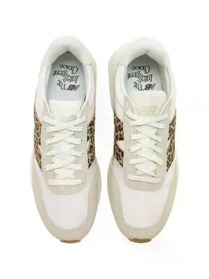 NEW BALANCE 370 Lace-up Sneakers - Neutrals