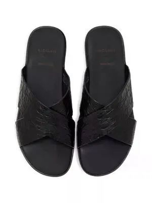 Magnanni Criss-cross Sandals With Embossed Finish - Black