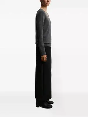 12 STOREEZ U-neck Sweater