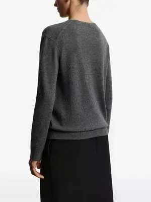 12 STOREEZ U-neck Sweater