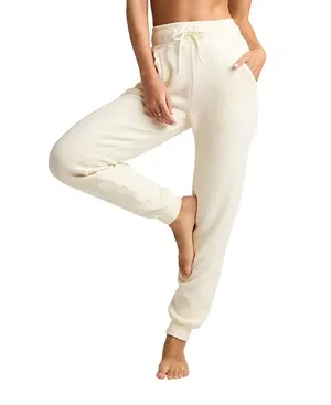 NEGATIVE Waffle Knit Jogger With High Waist And Pockets - Cream