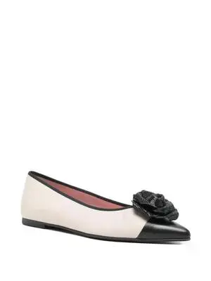 Pretty Ballerinas Paris Ballet Flats