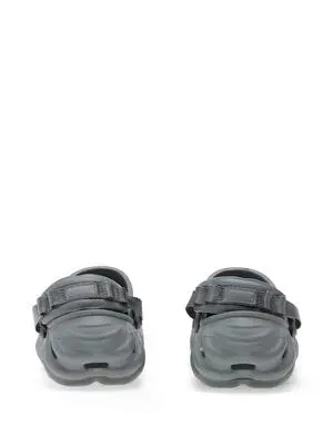 CROCS Echo Clogs