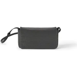 small zippered wristlet