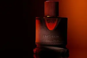 QHUE Emperium Exrait De Parfum