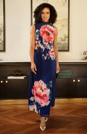 YUMI Floral High Neck Maxi Dress