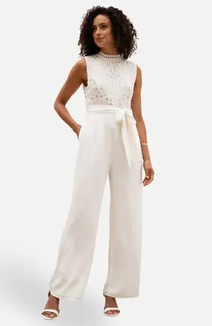 YUMI Lace Sleeveless Jumpsuit - Ivory