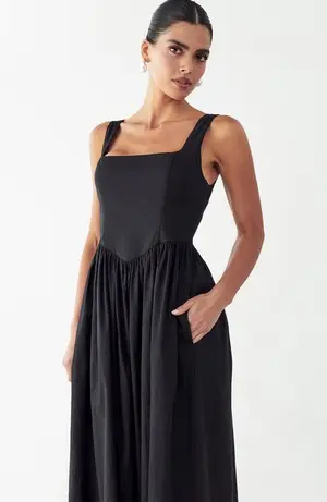 WILLA Lyla Fit-and-flare Midi Dress - Black
