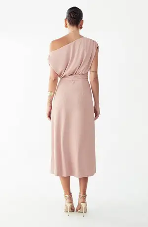 WILLA Eva Midi Dress