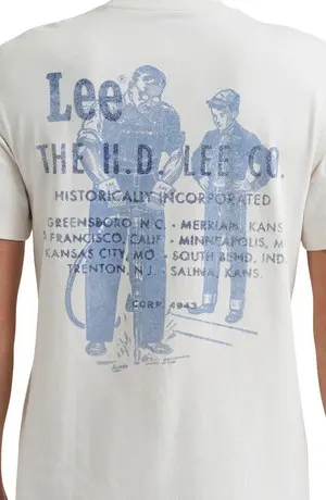 LEEM Crewneck Graphic T-shirt