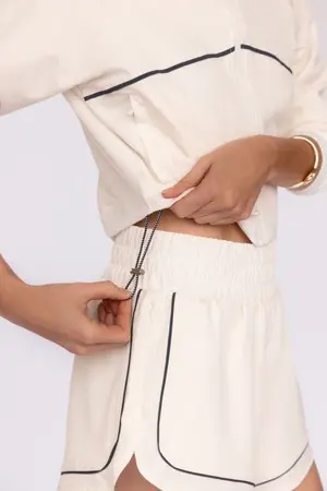 FORE-TÉ CLUB ATTIRE Nicole Cropped Active Jacket - Ecru
