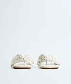 Bottega Veneta Salsa Flat Thong
