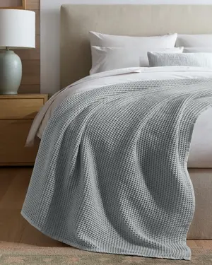 Quince Organic Waffle Bed Blanket - Mist