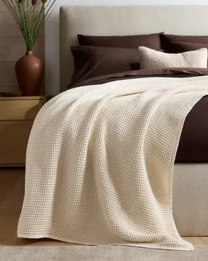 Quince Organic Waffle Bed Blanket - Undyed
