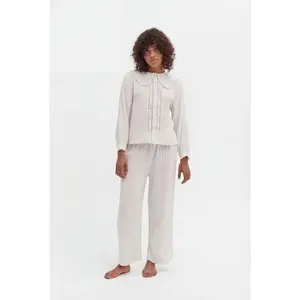 Desmond & Dempsey Fancy Collar & Pocket Trouser Pajama Set - White