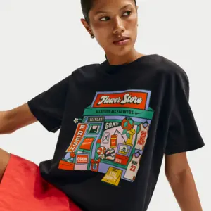 Nike Oversized Graphic T-shirt - Black