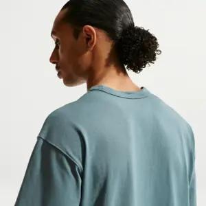 Nike Sportswear Premium Essentials T-shirt - Grey