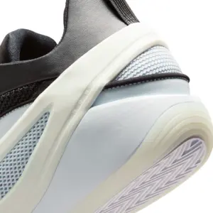 JORDAN Luka Basketball Shoes - Black