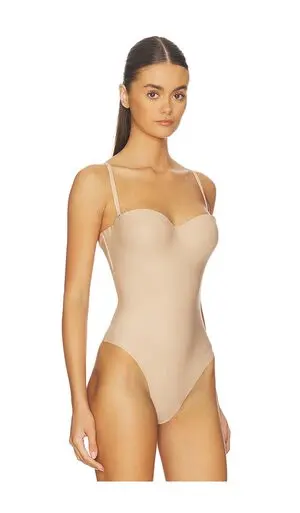 SKIMS Molded Underwire Bodysuit - Clay