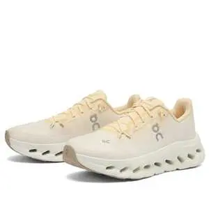 On Cloudtilt "sculptural" Sneakers