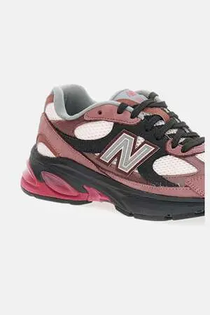 NEW BALANCE Abzorb 2010 Sneakers
